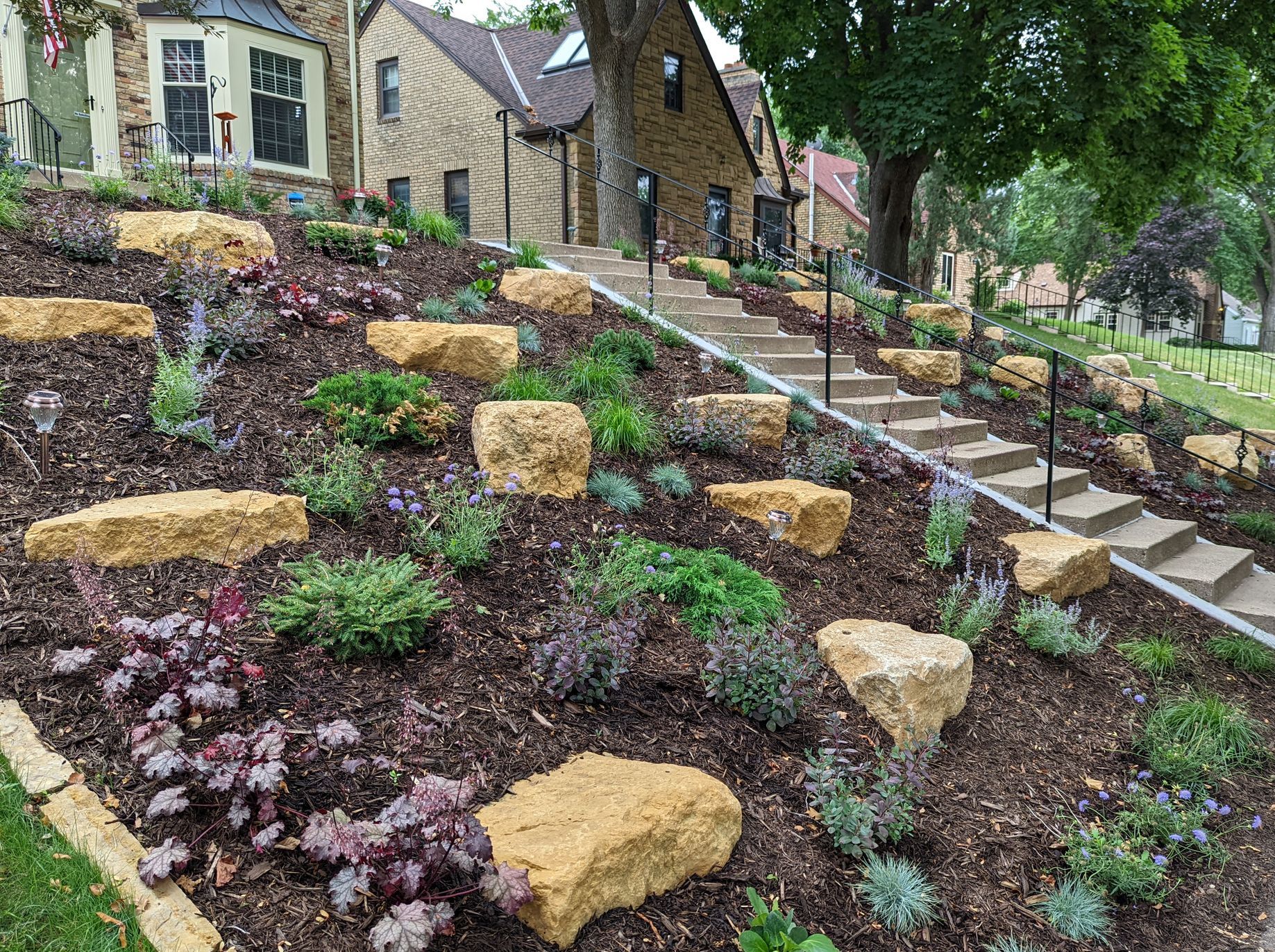 Retaining Walls & Boulder Wall Design & Installation Contractors