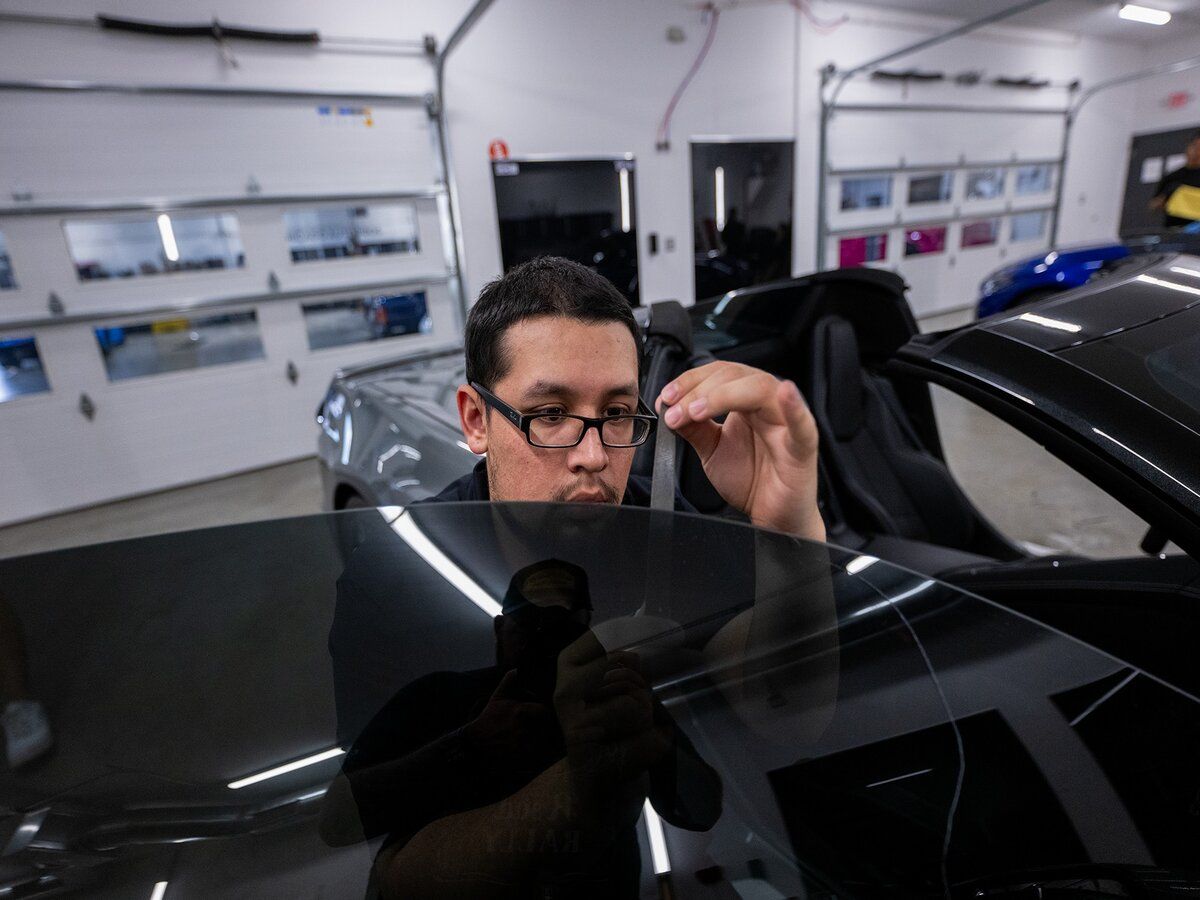 How Car Window Tint Installation Improves Safety and Comfort