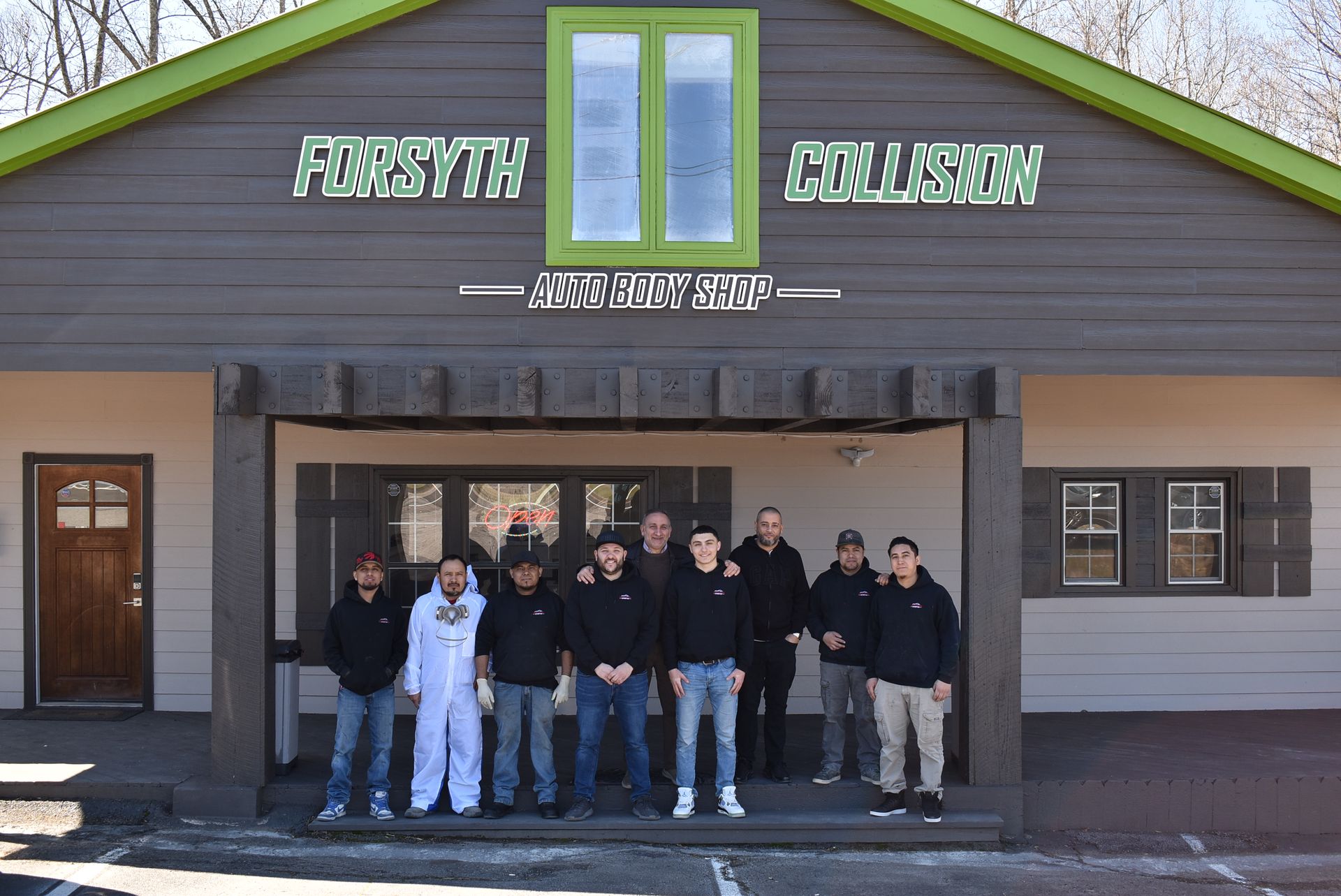 Get In Touch With Forsyth Collision