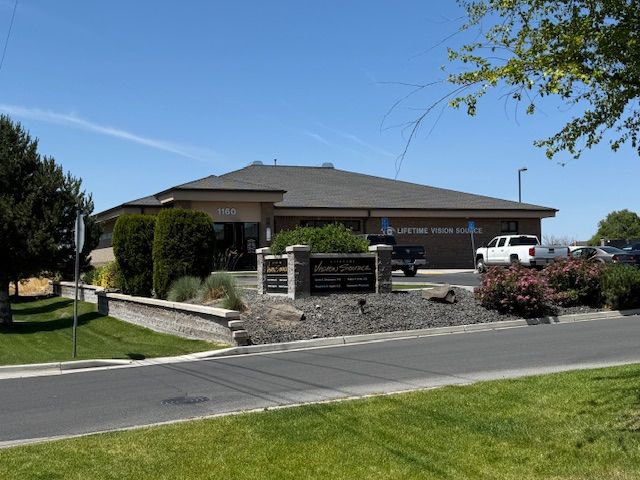 Optometrist, Eye Doctor in Hermiston OR | Lifetime Vision Source