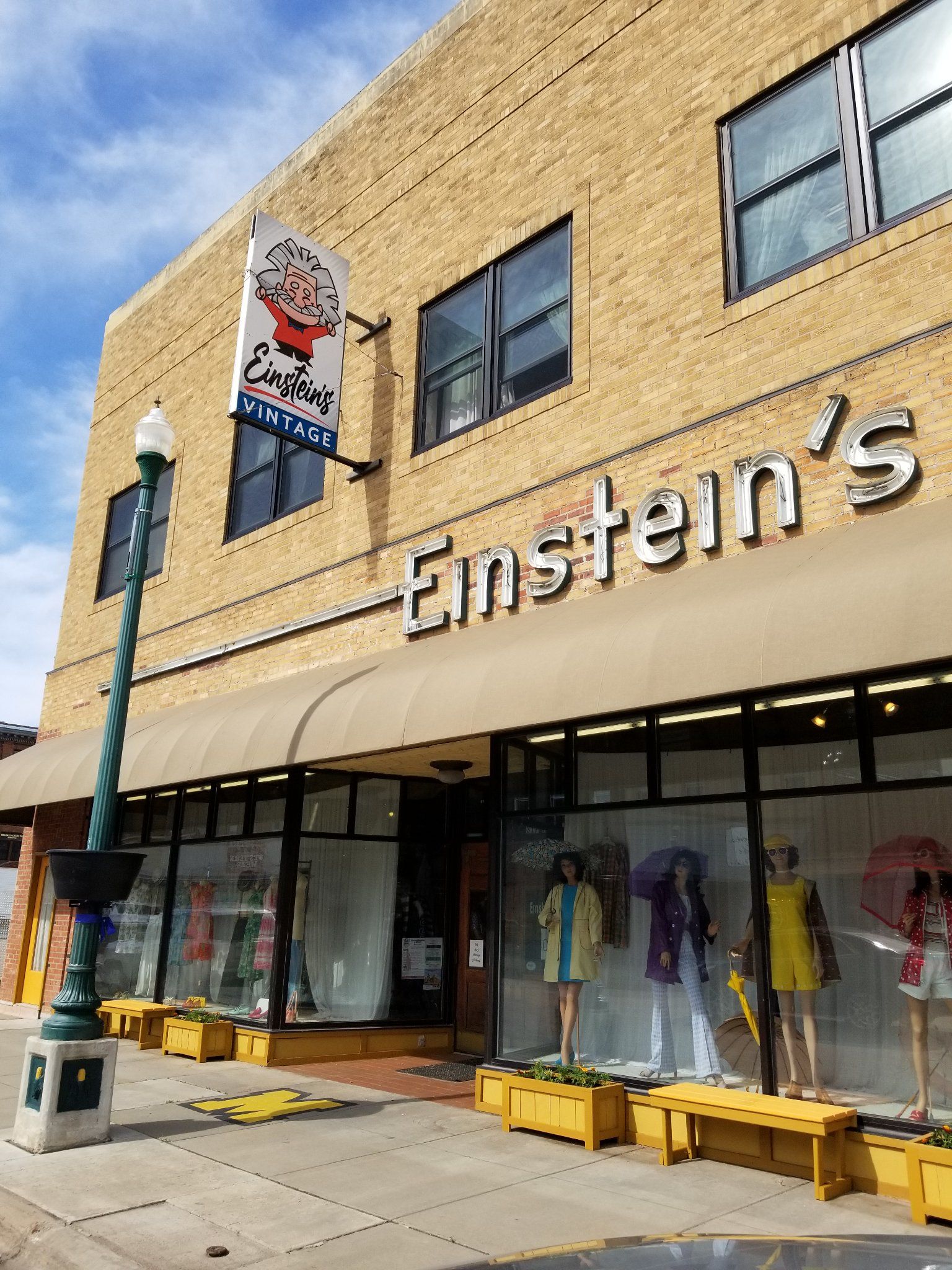 Einstein's Vintage Clothing | Costume & Formal Wear