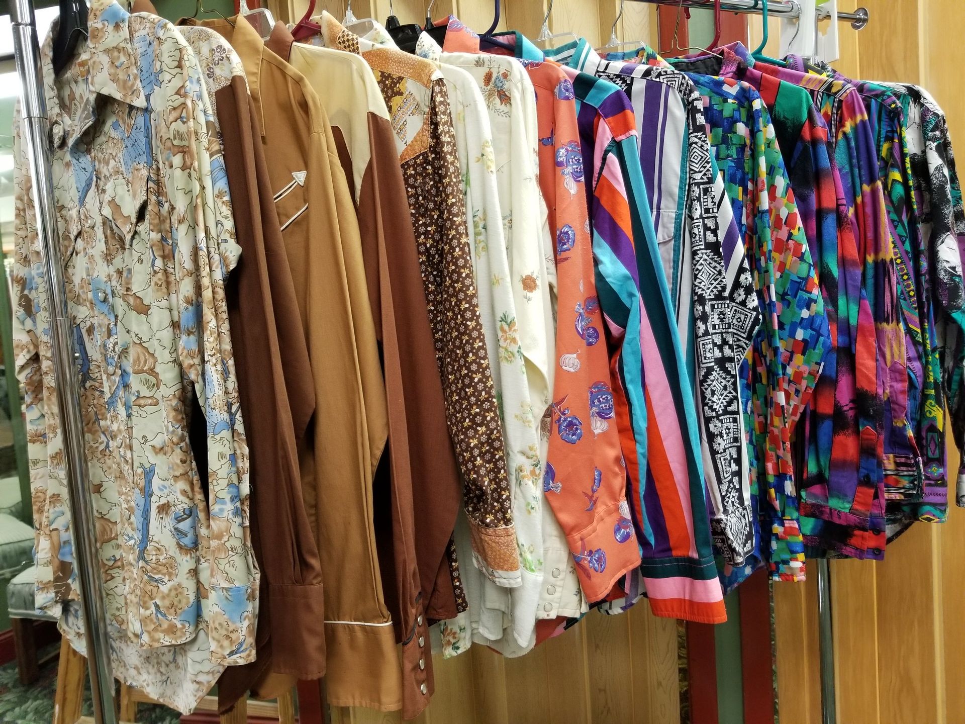 Einstein's Vintage Clothing | Costume & Formal Wear