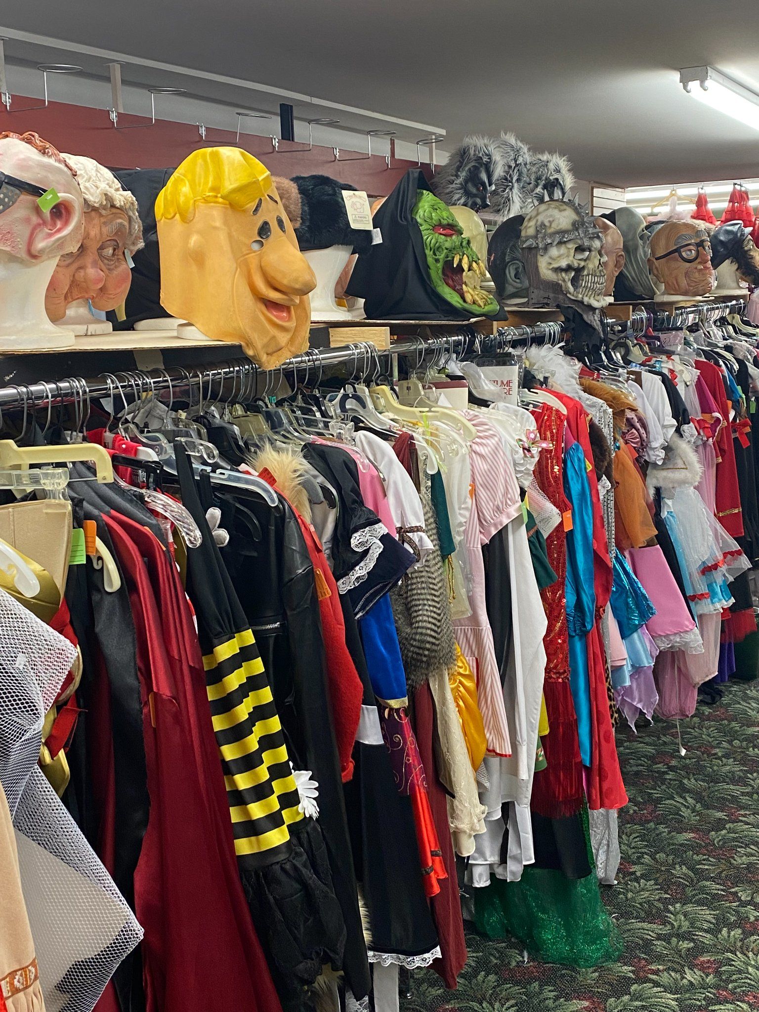 Einstein's Vintage Clothing | Costume & Formal Wear