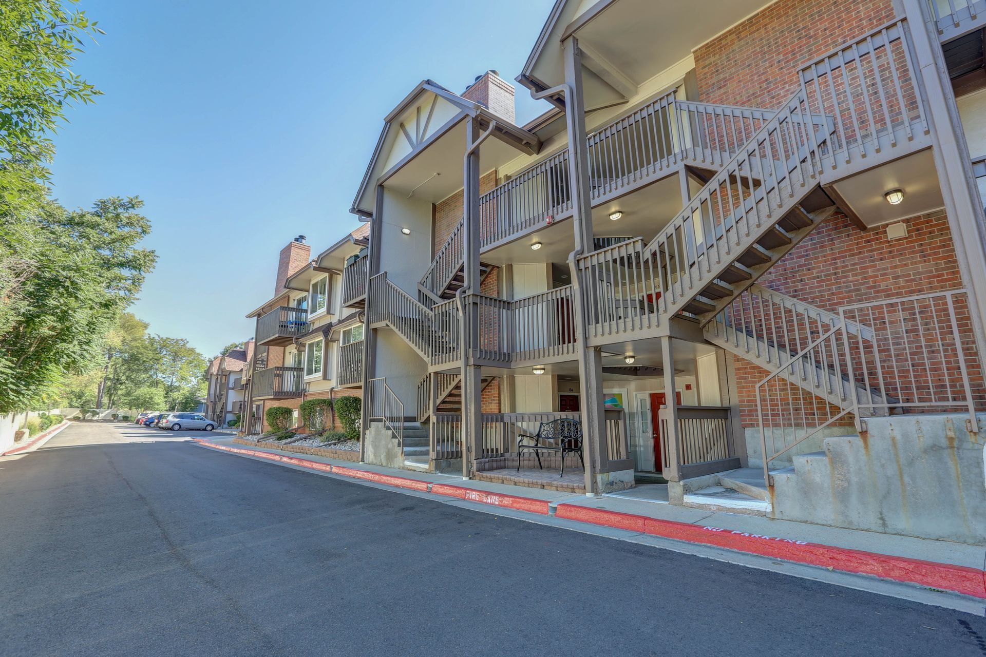 Dover Commons Apartments | Colorado