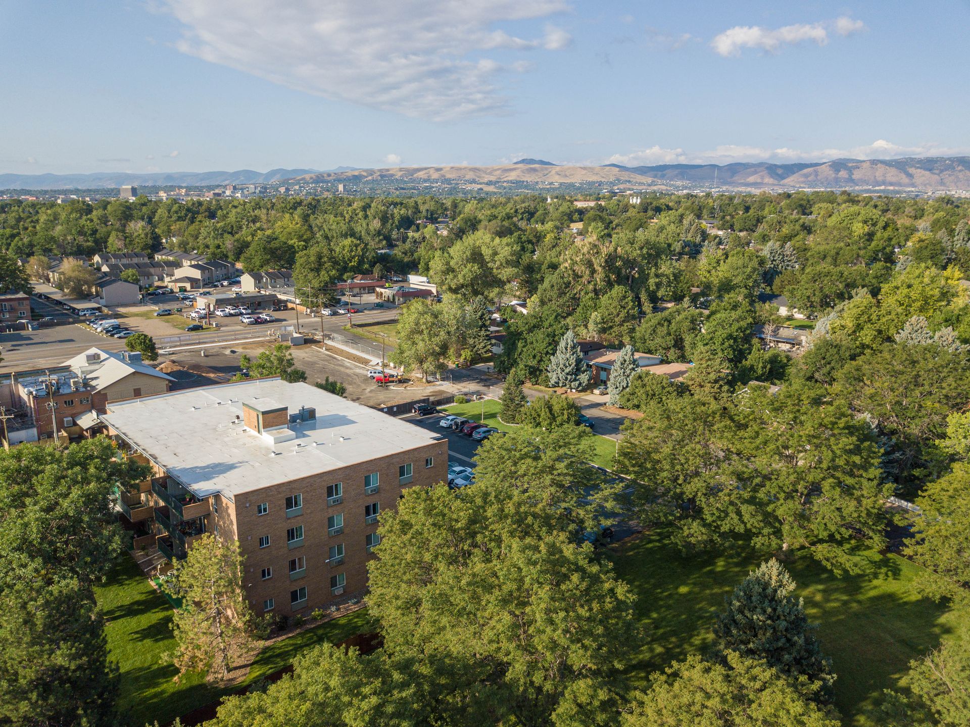 Paramount Gardens Apartments | Colorado