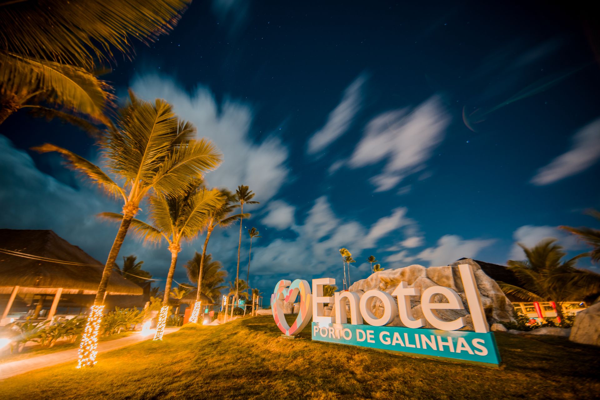 Enotel Hotels & Resorts em Porto de Galinhas e na Ilha da Madeira