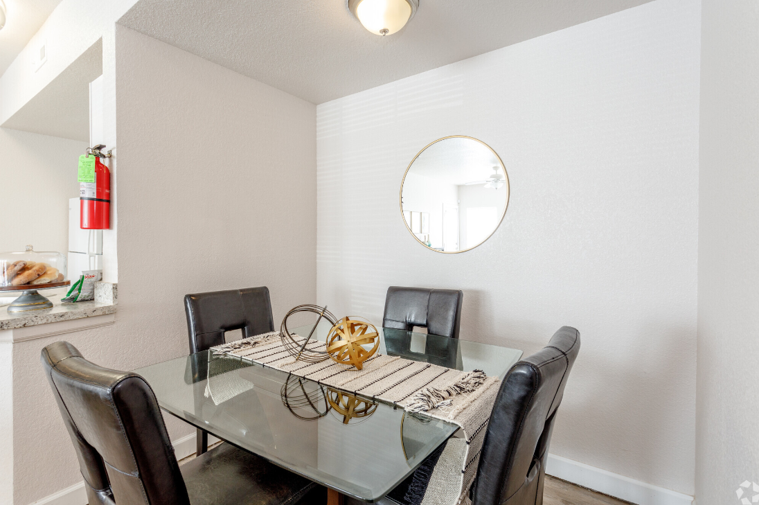The Pointe on College Avenue | Manhattan, KS