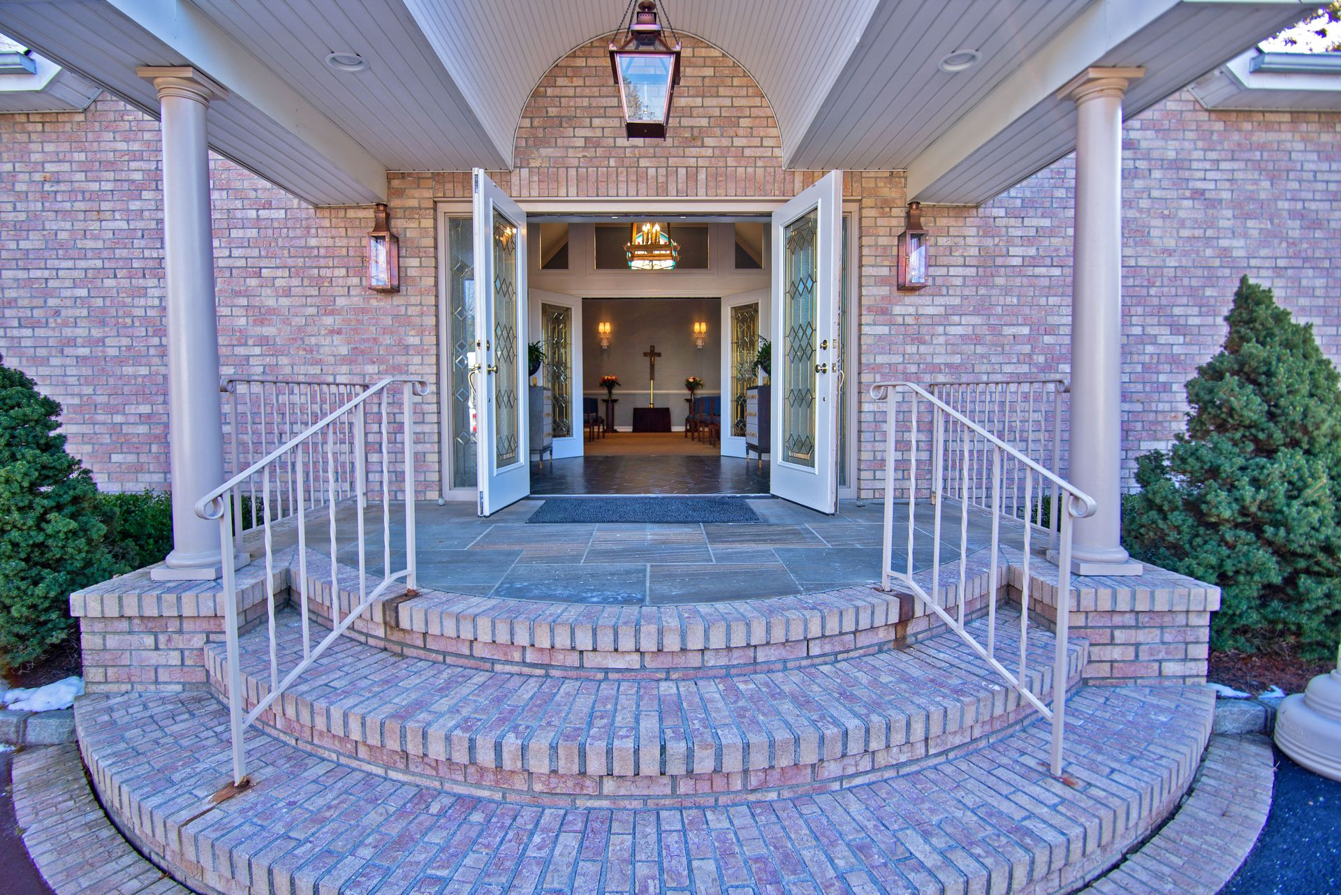 Tribute Center | Moloney Family Funeral Homes | Cremation