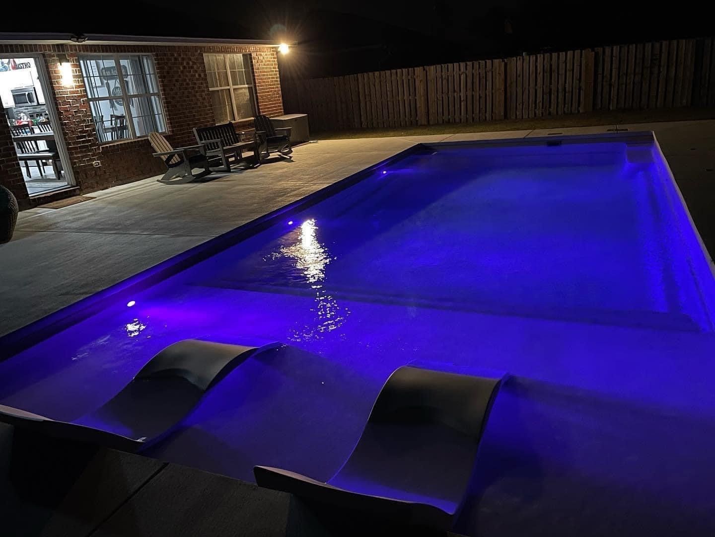 Emerald Coast Fiberglass Pools | Pensacola, FL | Swimming Pool Contractor