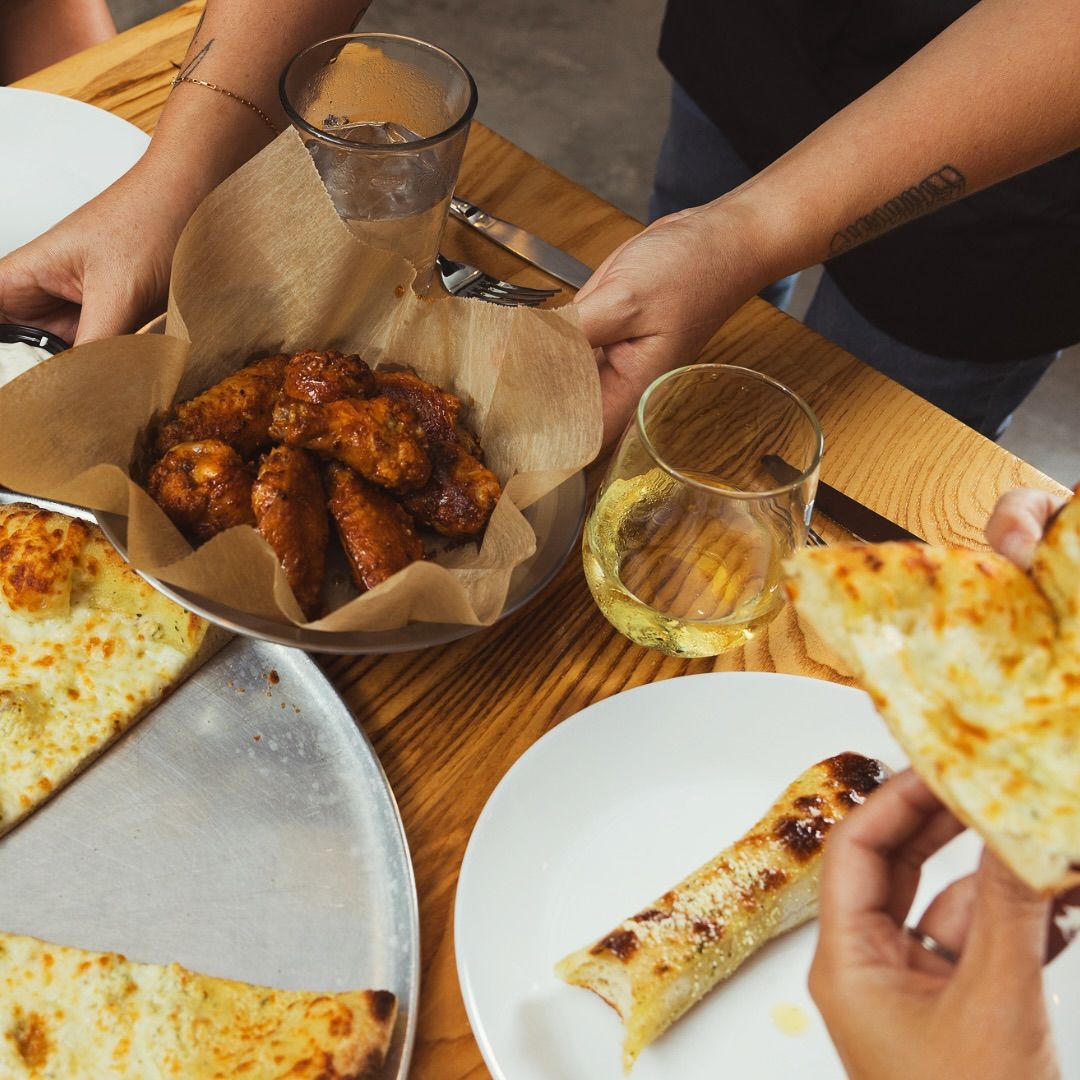Flippers Pizza Gallery | Eat With Your Eyes