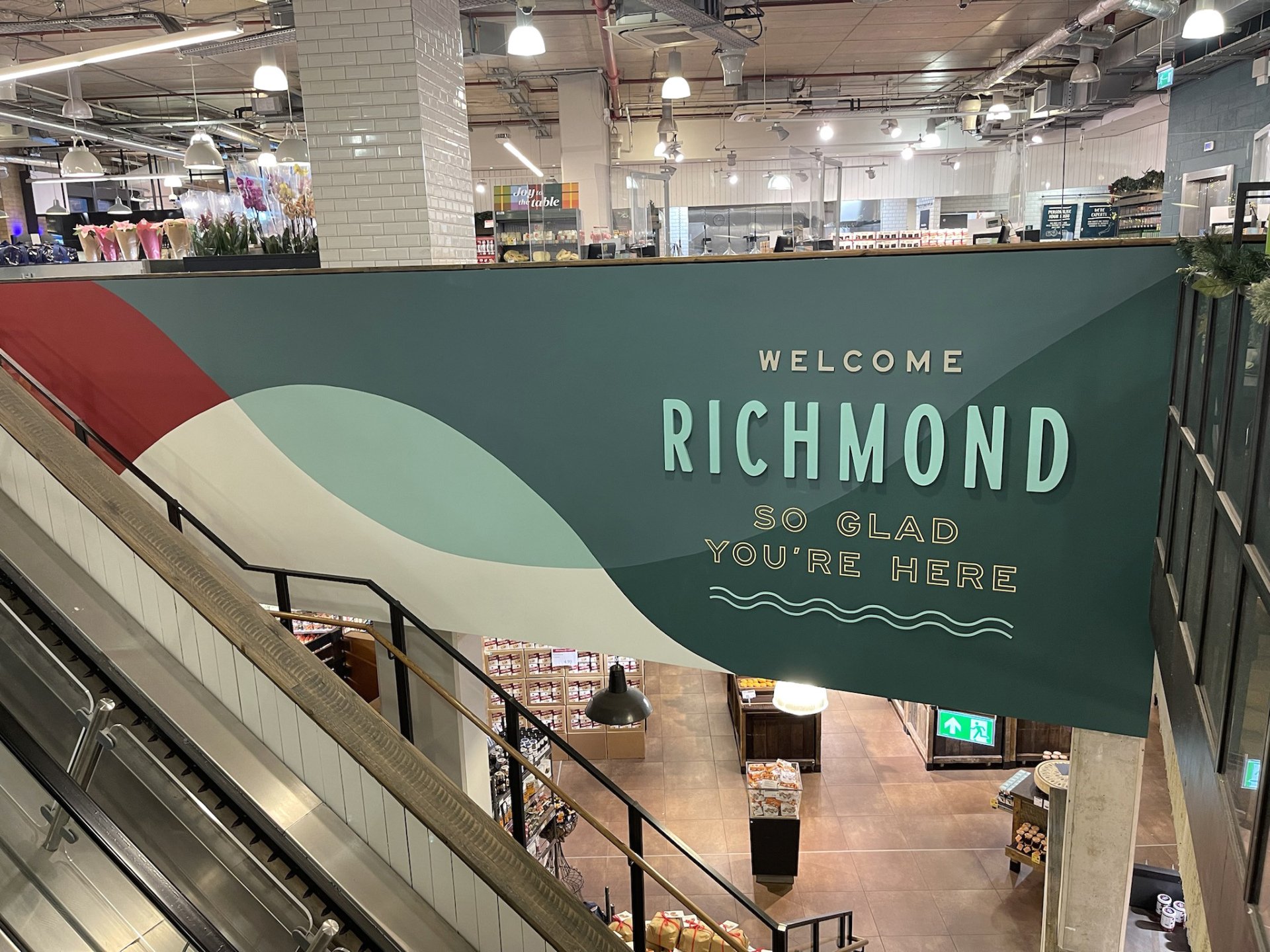 Signmode - Makers of beautiful signs near Worthing.