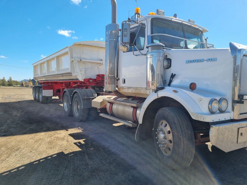 Toowoomba earthmoving & roadworks services