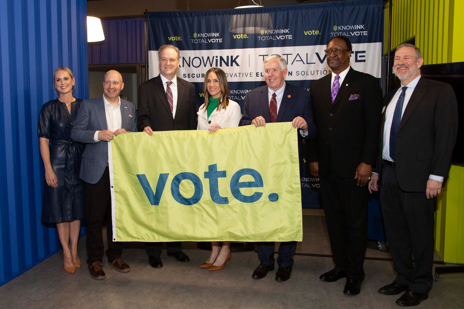 KNOWiNK Ribbon Cutting