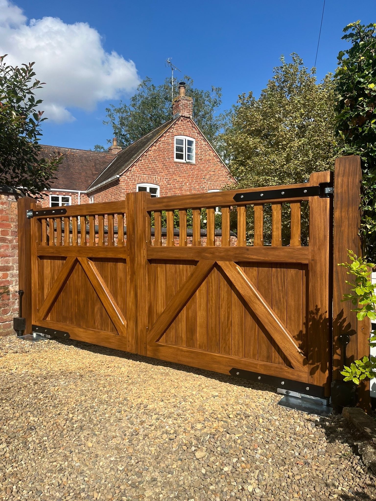 Part Boarded Wooden Gates | Aldeburgh Gate Range