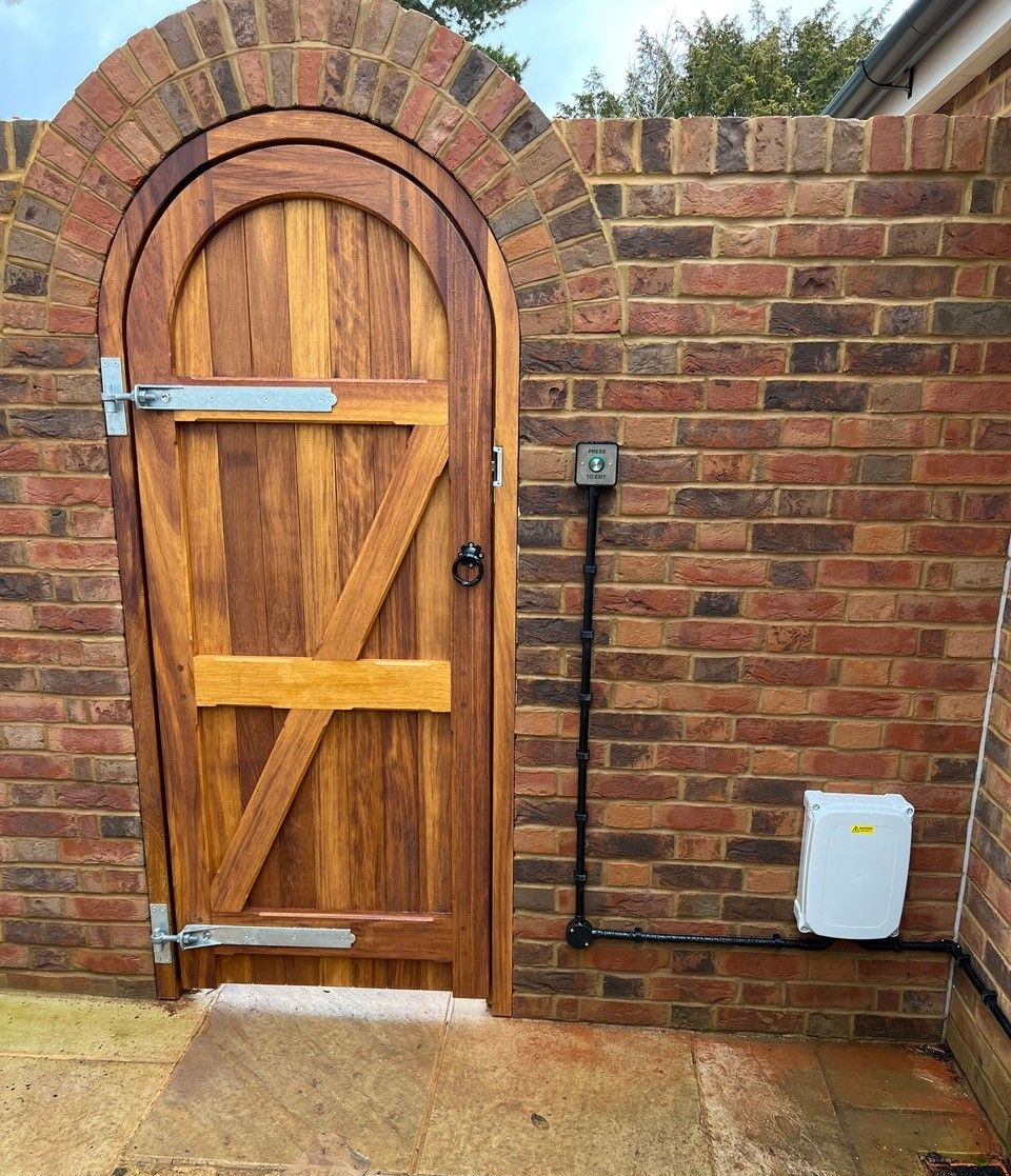 Wooden Pedestrian Gates | Hand Gates Range