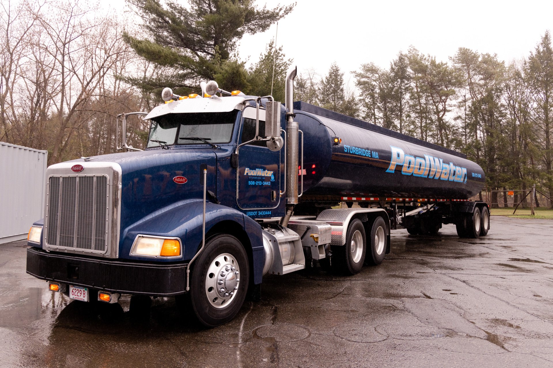 Bulk pool water delivery services for Sturbridge, Massachusetts.