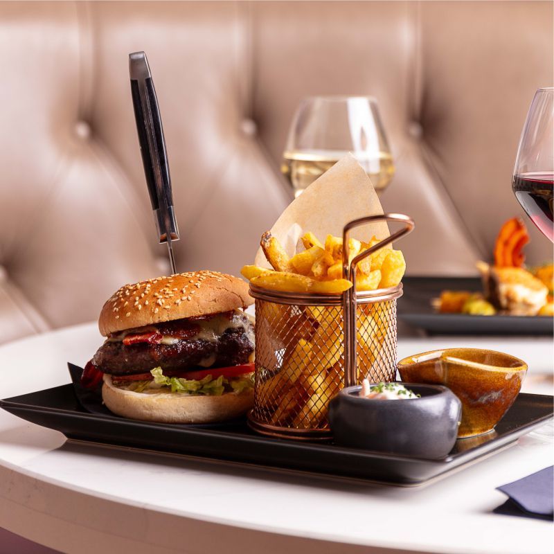 Restaurant & Bar | The Stravaig | Ayr, Scotland