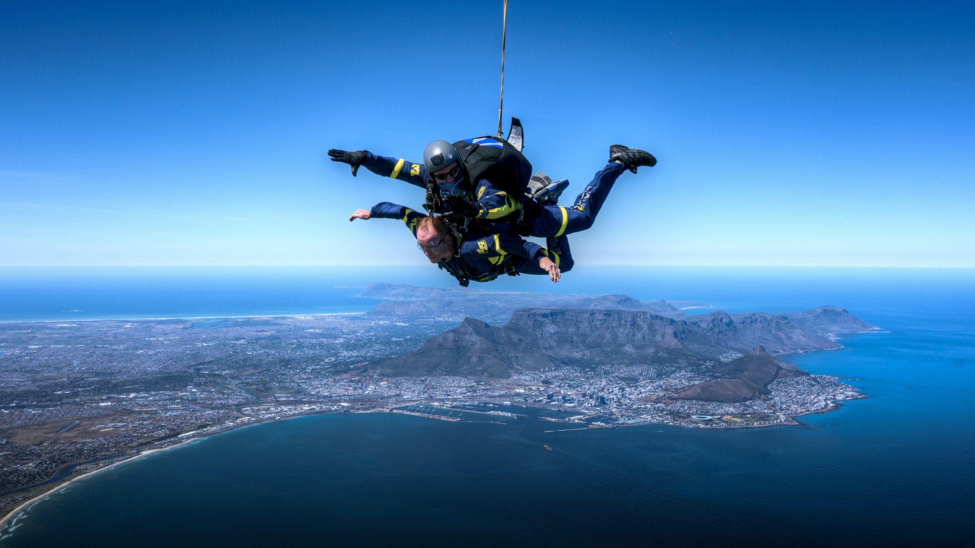 SKYDIVING world records