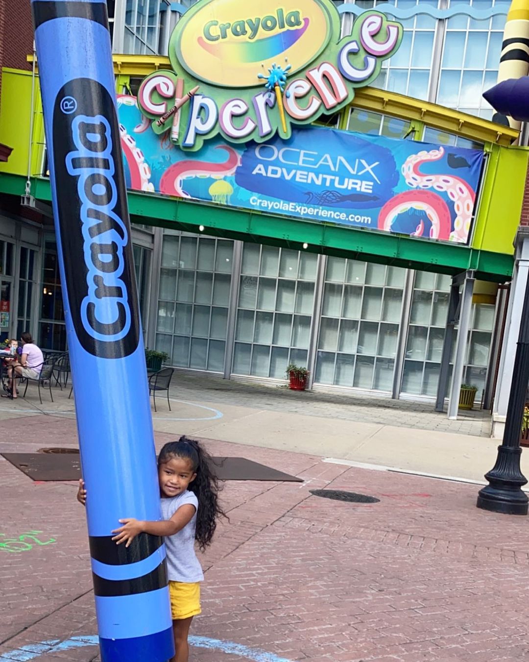 World's largest colored crayon: world record set by Crayola