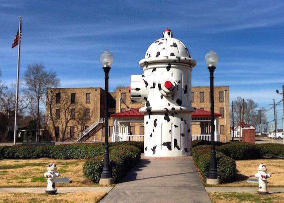 World’s Largest Working Fire Hydrant: Beaumont's Giant Fire Hydrant ...