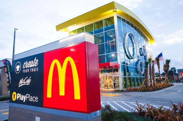 World's Largest Entertainment McDonald's: world record in Orlando, Florida