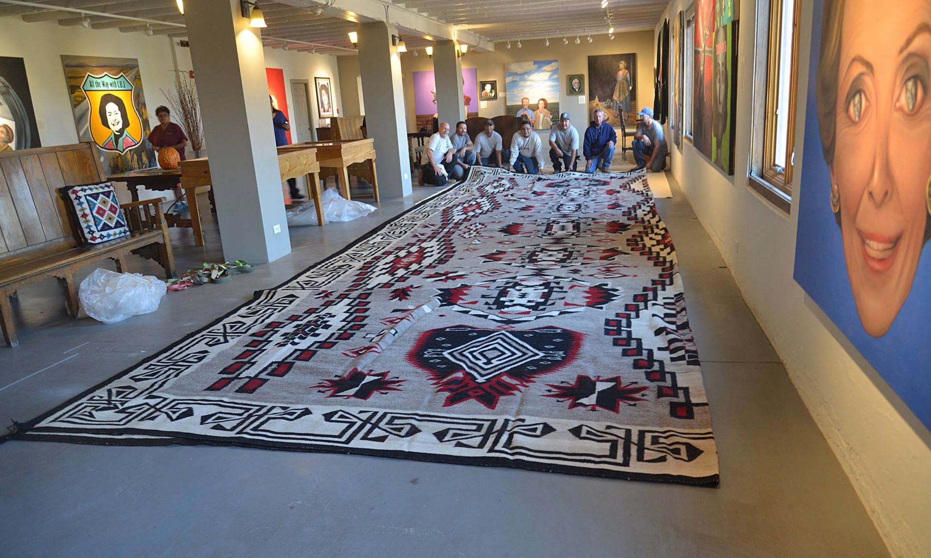 Worlds Largest Navajo Rug: world record in Winslow, Arizona