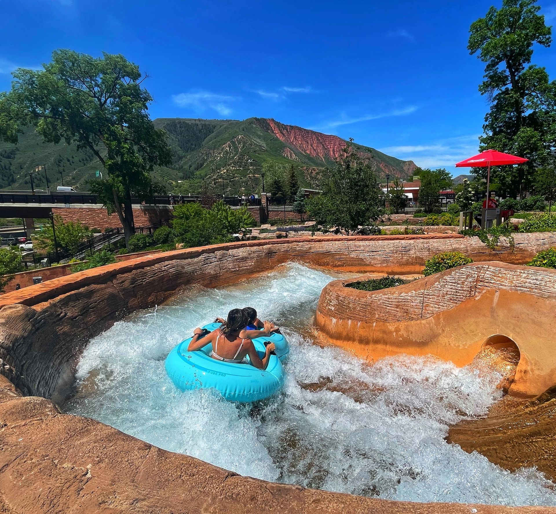 World's Largest Mineral Hot Springs Pool: world record in Glenwood ...