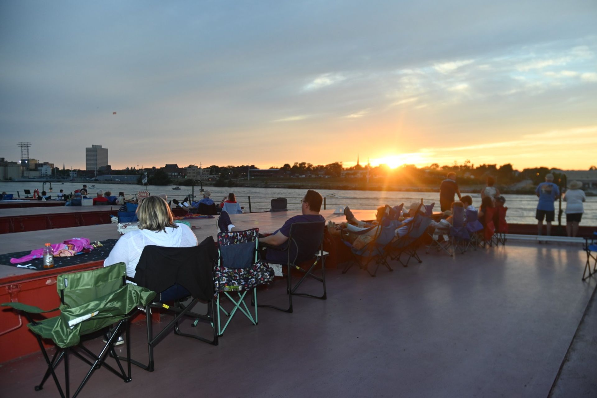 World’s Largest Bulk Freighter: world record in Toledo, Ohio
