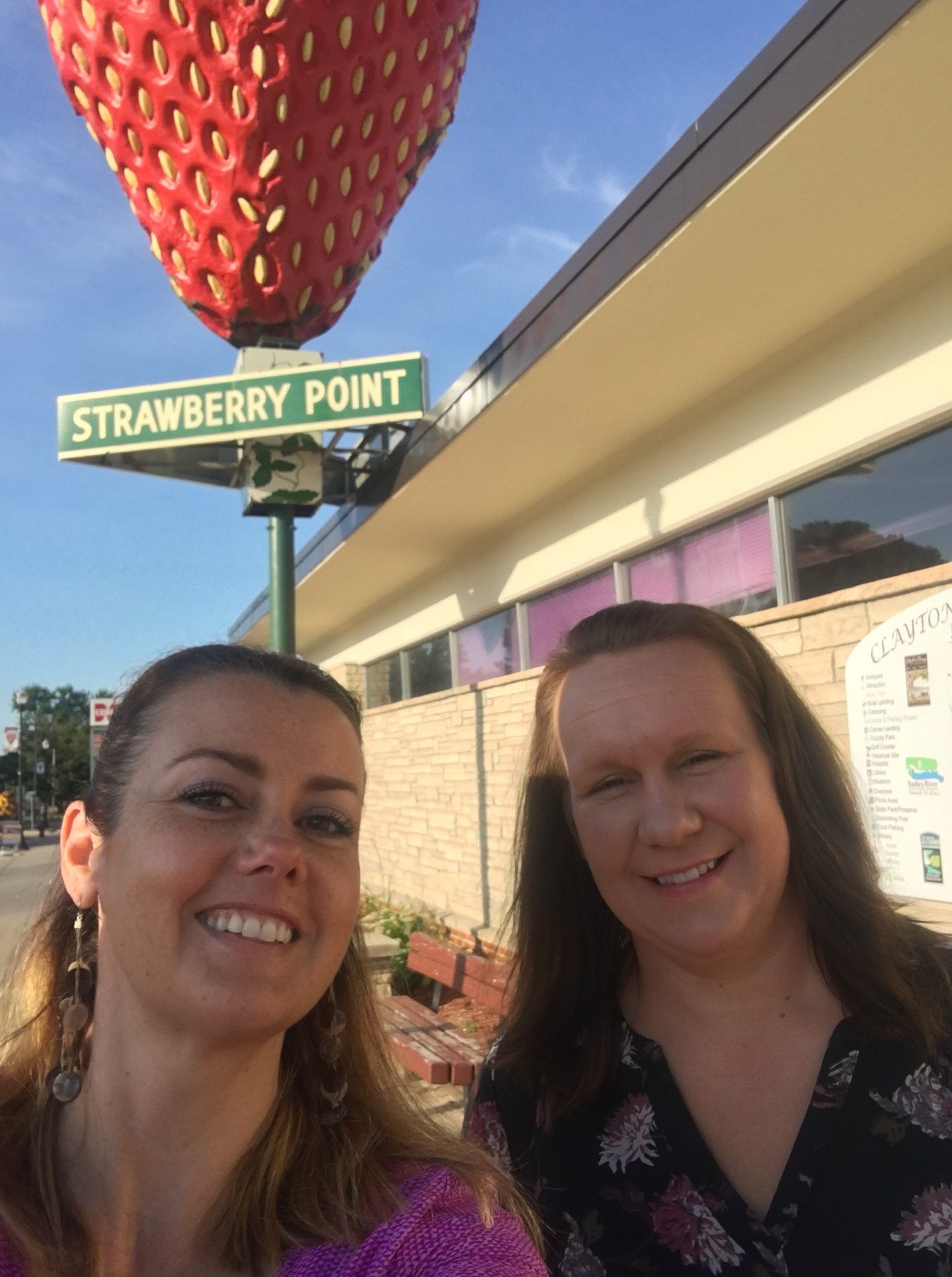 World’s Largest Strawberry Sculpture: world record in Strawberry Point ...