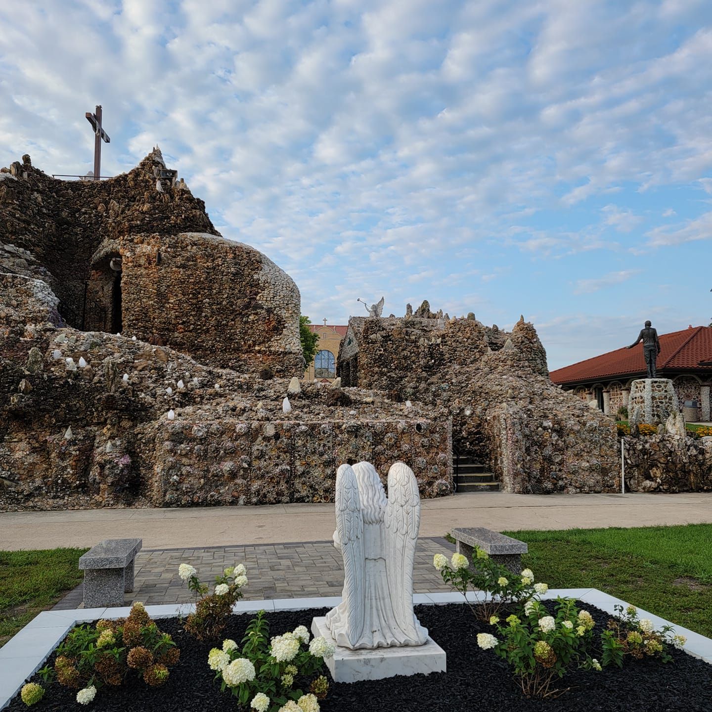 World’s Largest Man-made Grotto: world record in West Bend, Iowa