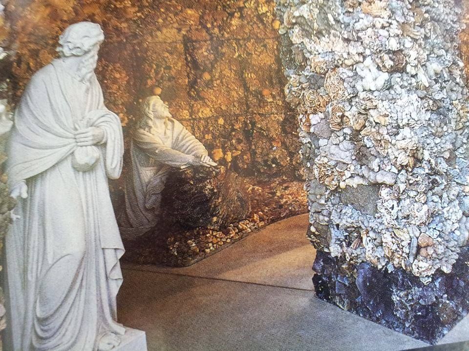 World’s Largest Man-made Grotto: world record in West Bend, Iowa