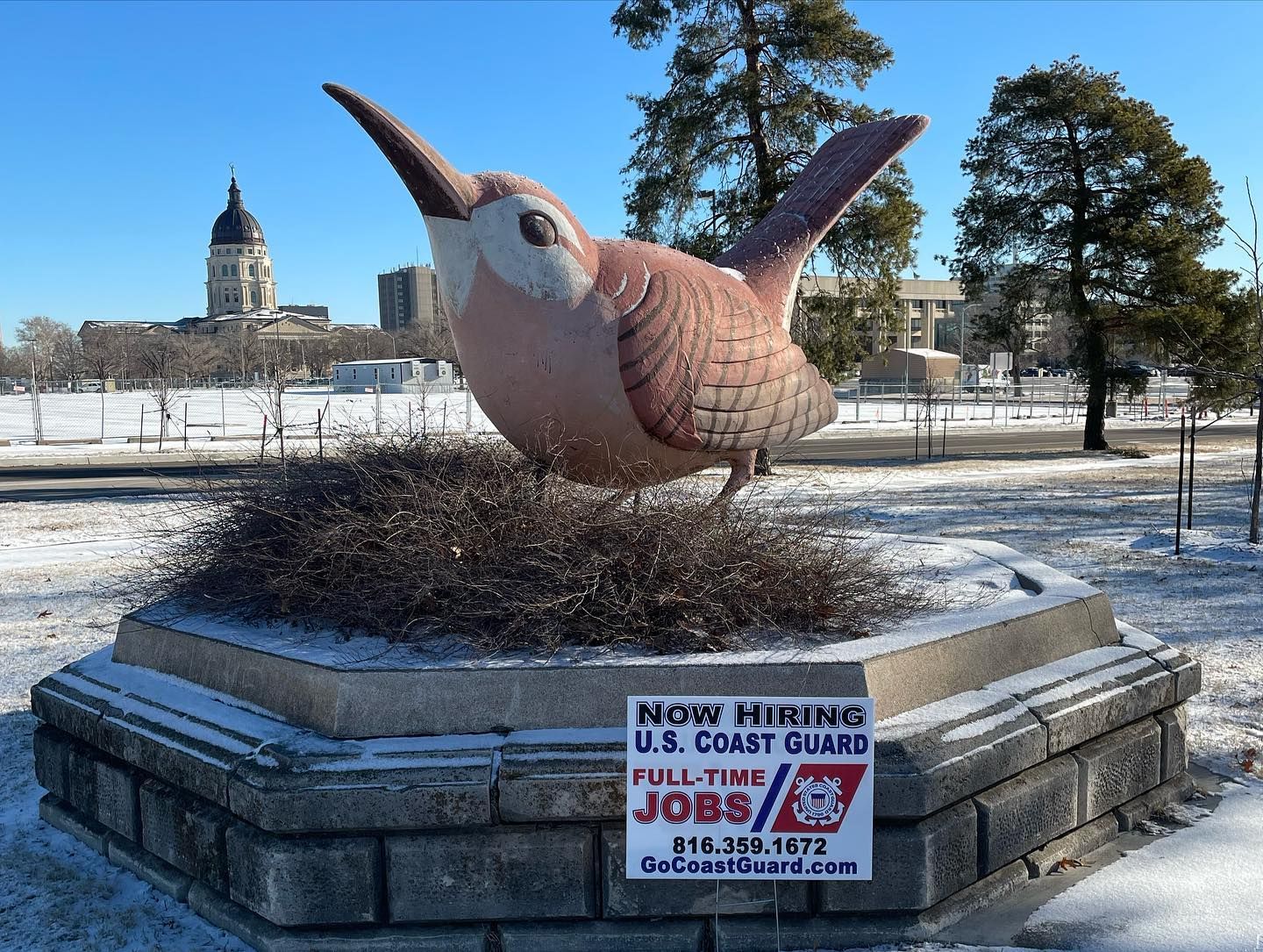 World's Largest Wren Statue: world record in Topeka, Kansas