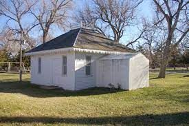 World's Smallest Courthouse: world record in Arthur, Nebraska