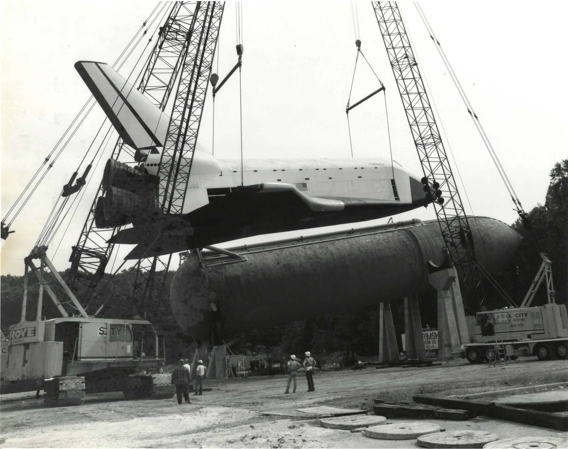 World’s Largest Space Shuttle Replica: world record in Huntsville, Alabama