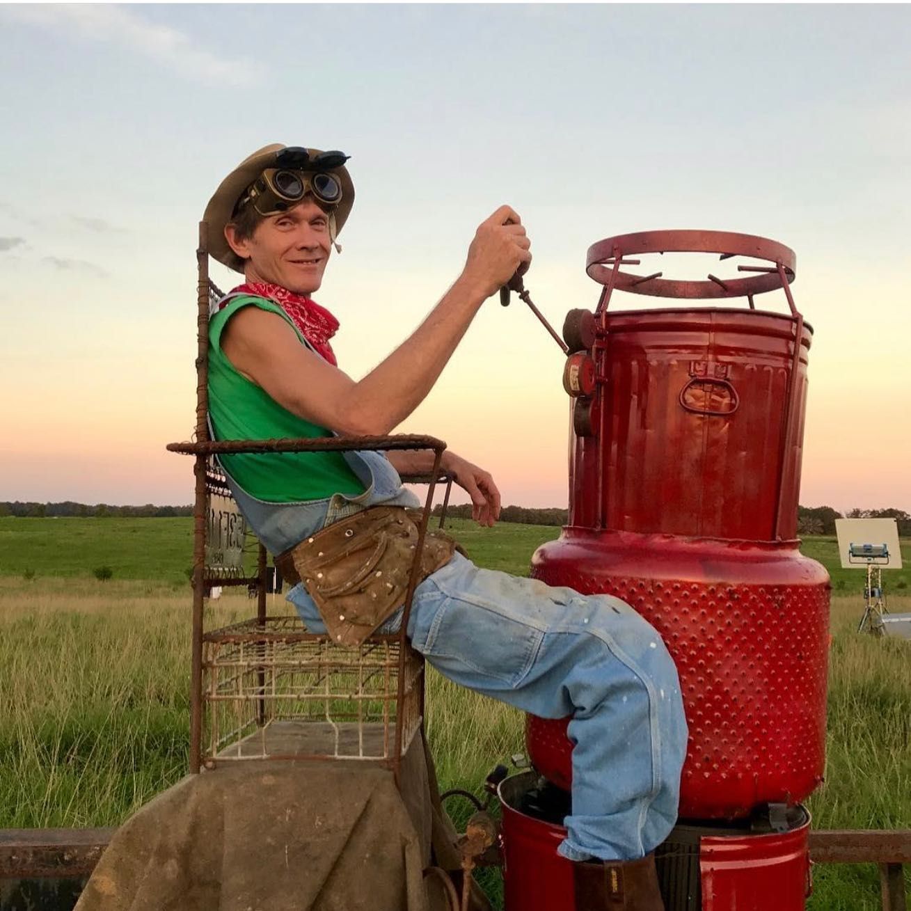 World's First Drive-Thru Art and Antique Gallery: world record in Seale ...