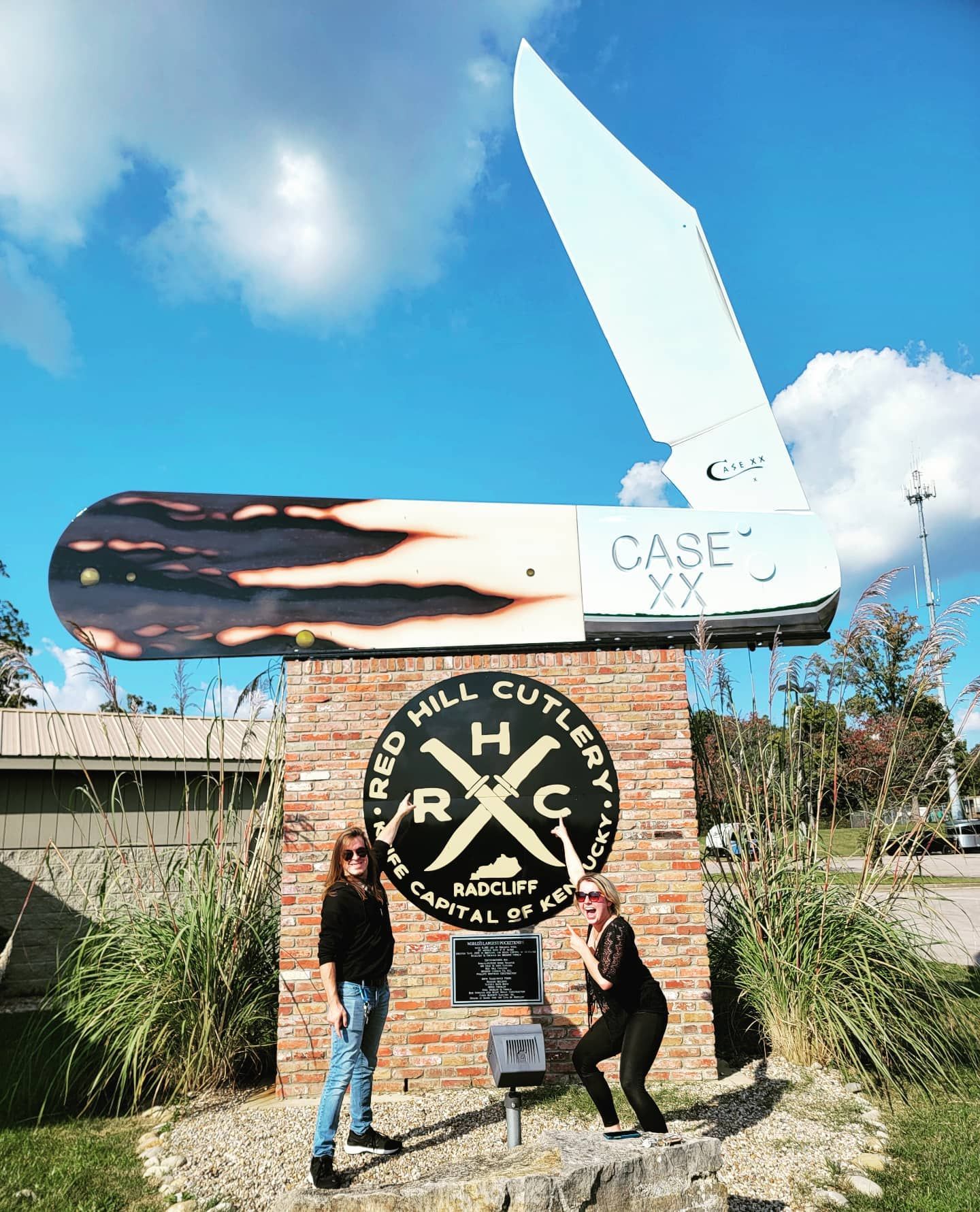World's Largest Pocket Knife: world record in Radcliff, Kentucky