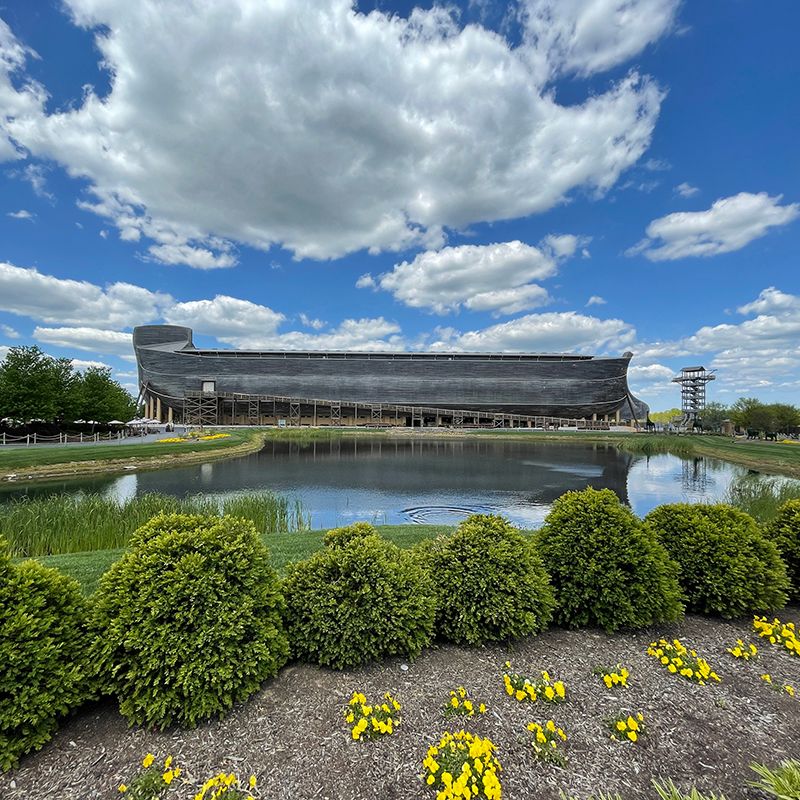 World’s largest freestanding timber frame structure: Williamstown, Kentucky