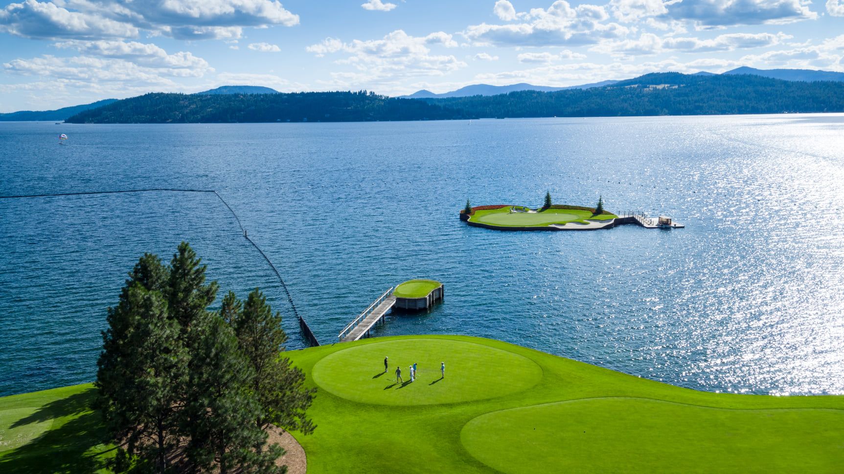 World's First Floating, Movable Island Golf Green, world record in ...