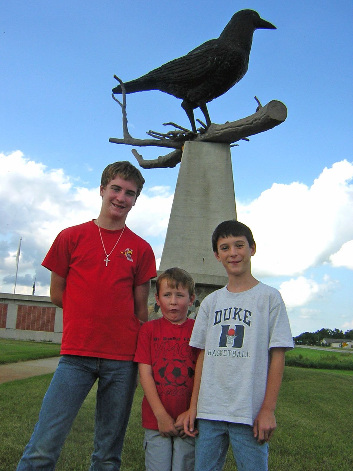 World's Largest Crow Statue, world record in Belgrade, Minnesota