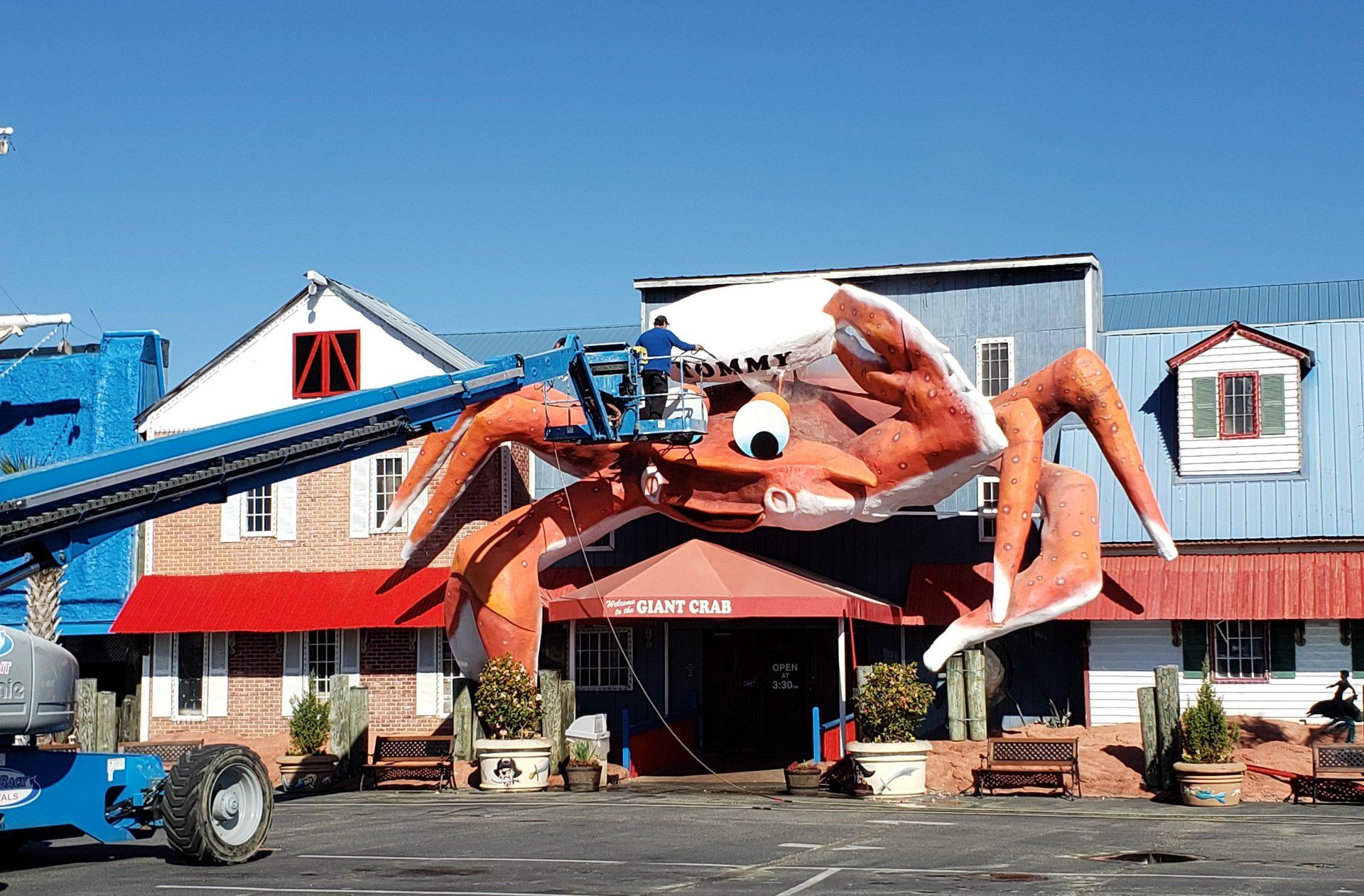 World's Largest Crab Sculpture, world record in Myrtle Beach, South ...