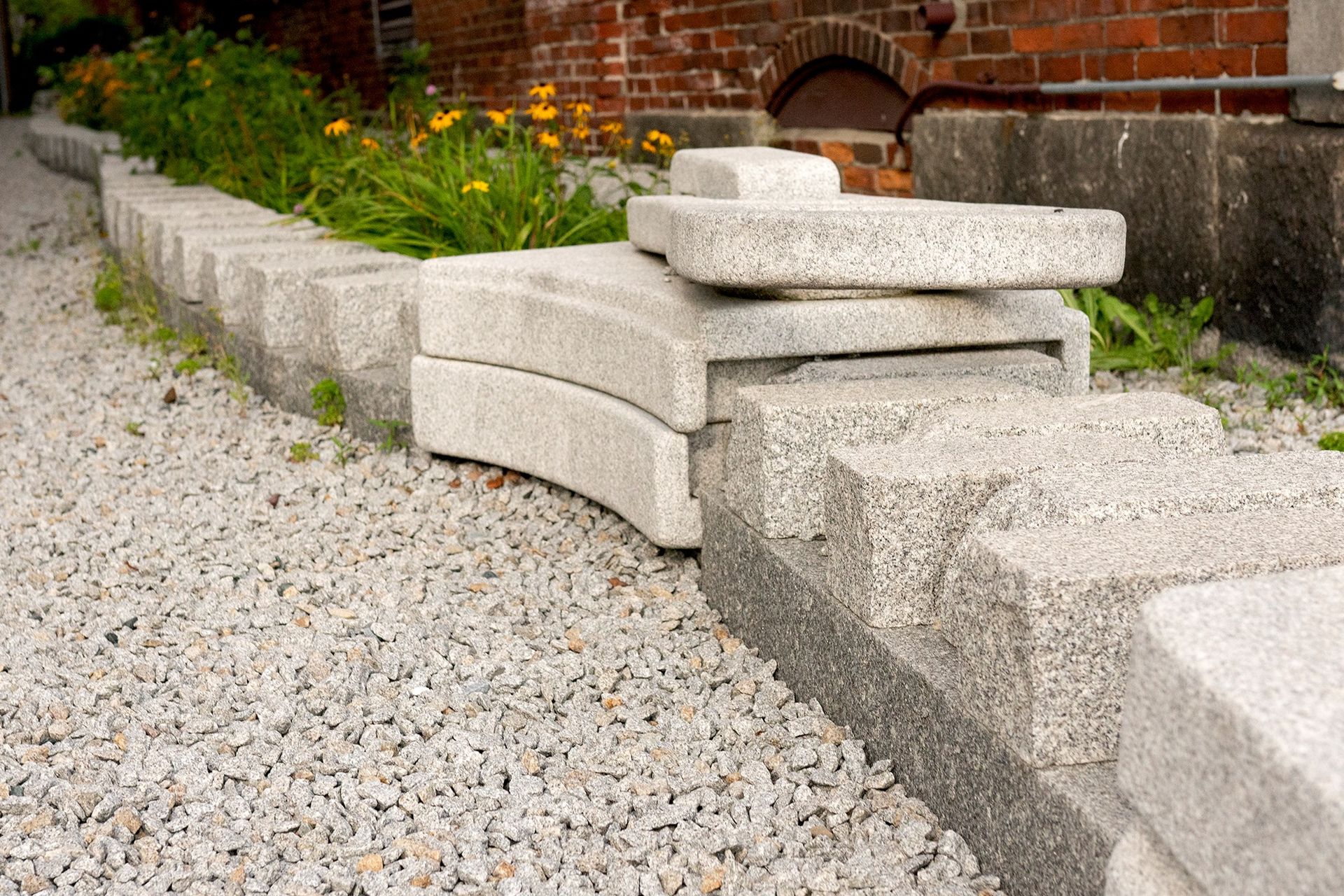 World's Largest Granite Zipper Sculpture, world record in Barre, Vermont