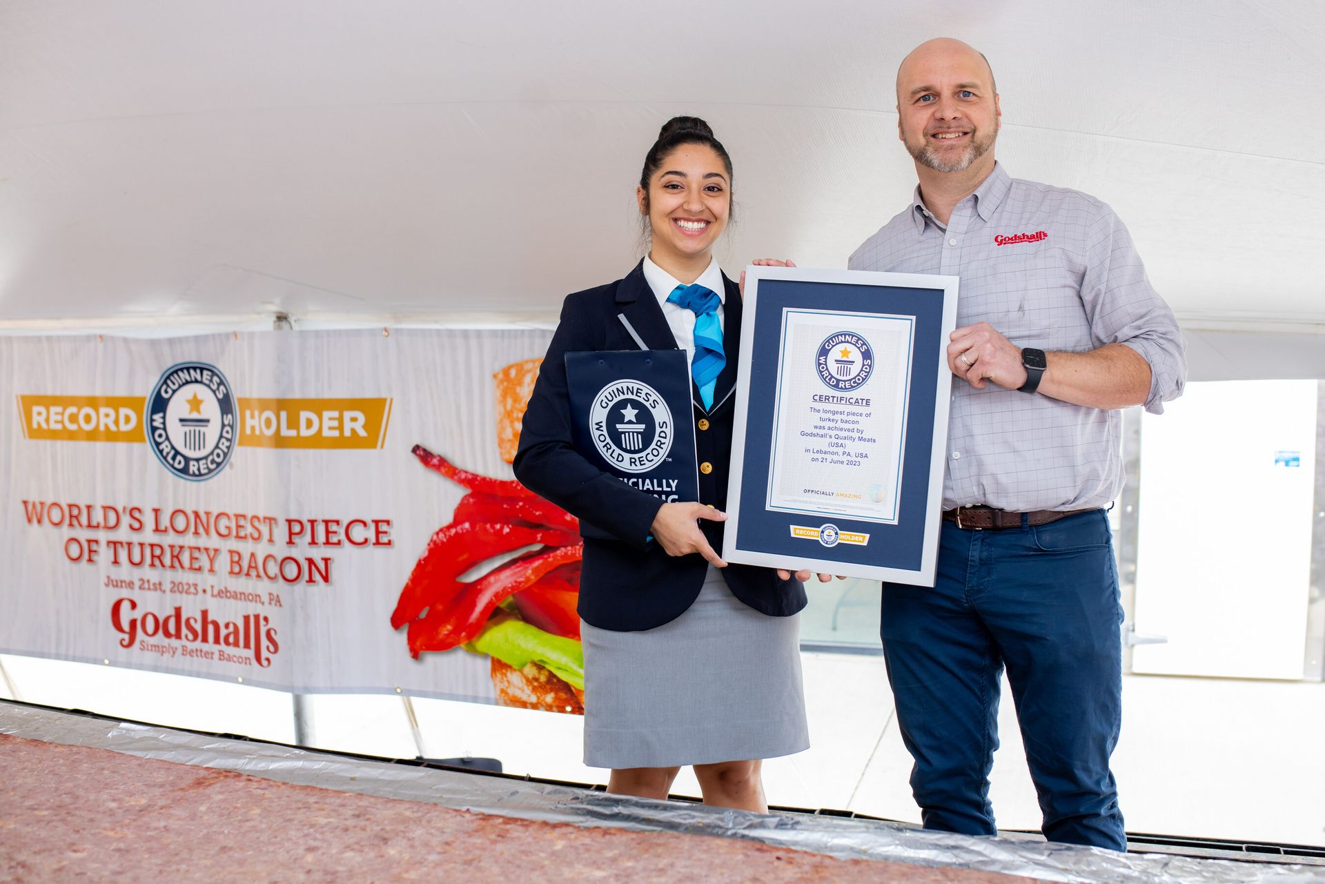 World's Longest Piece of Turkey Bacon, world record in Lebanon ...