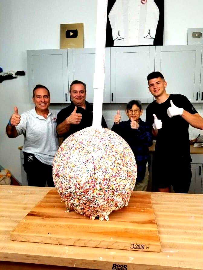 World's Largest Cake Pop, world record set by Nick DiGiovanni and Lynn ...
