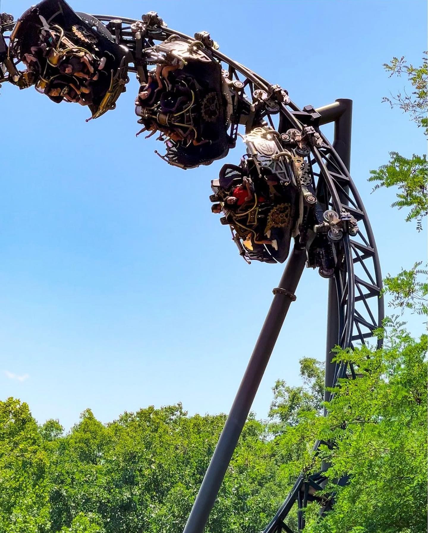 World's First Wooden Roller Coaster to Feature Multiple Inversions ...