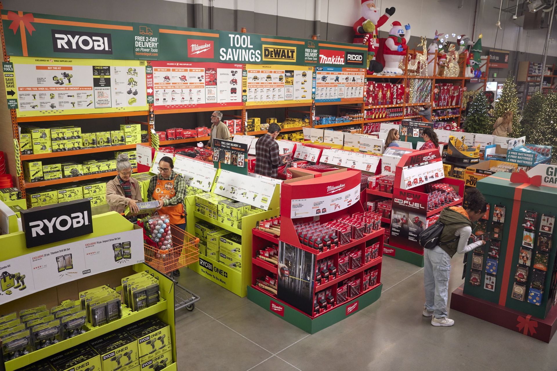 World's Largest Home Improvement Retailer, Home Depot sets world record