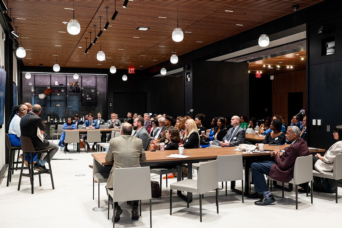 World's Largest Bank by Market Capitalization, JPMorgan Chase sets ...