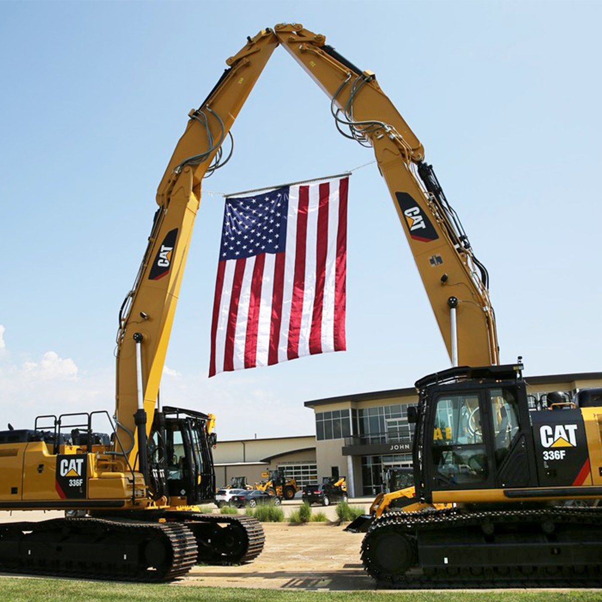 World's Largest Construction Equipment Manufacturer, Caterpillar sets ...