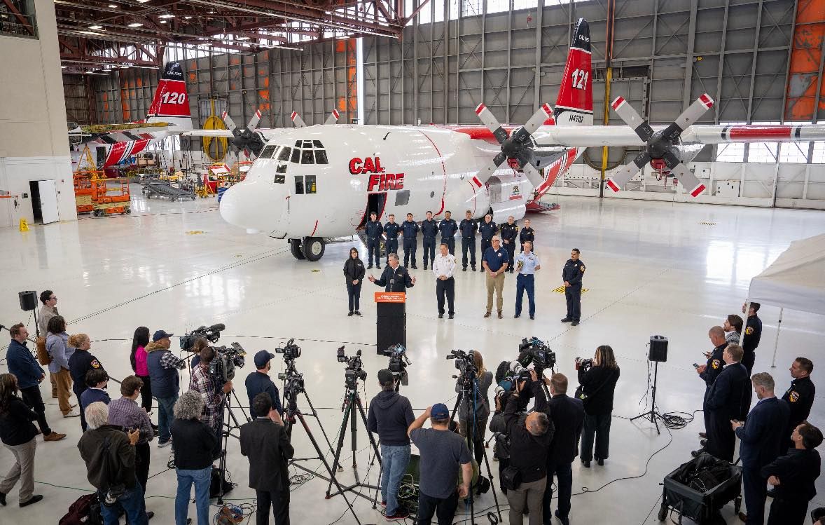 World’s Largest Aerial Firefighting Fleet, world record set by California