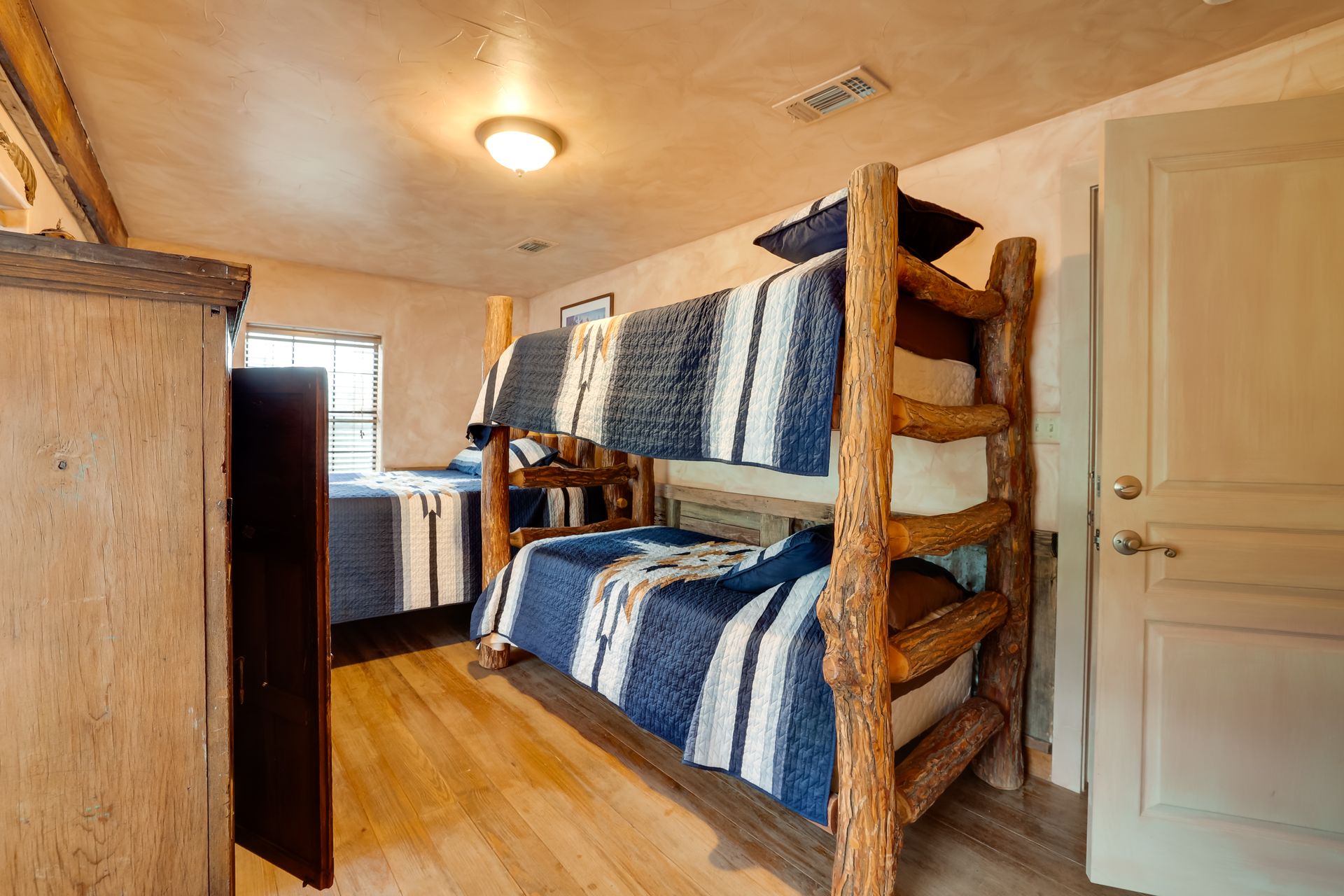 Whole Lodge | 7 Canyons Ranch