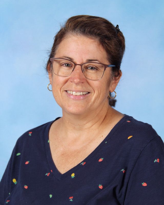 Elementary Directory | St. John School
